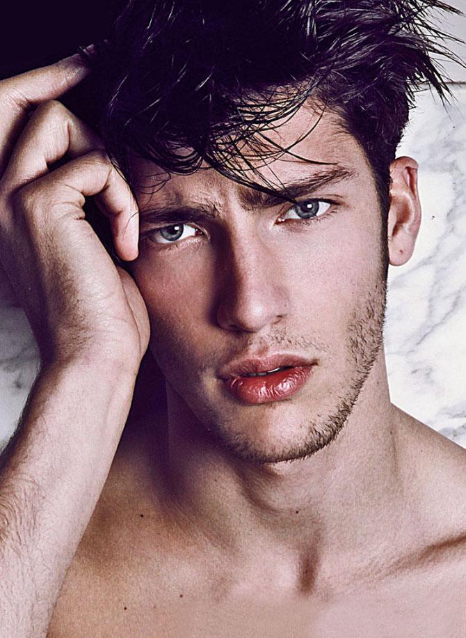 NOW REPRESENTING: GABRIEL PEREZ | Folio Management