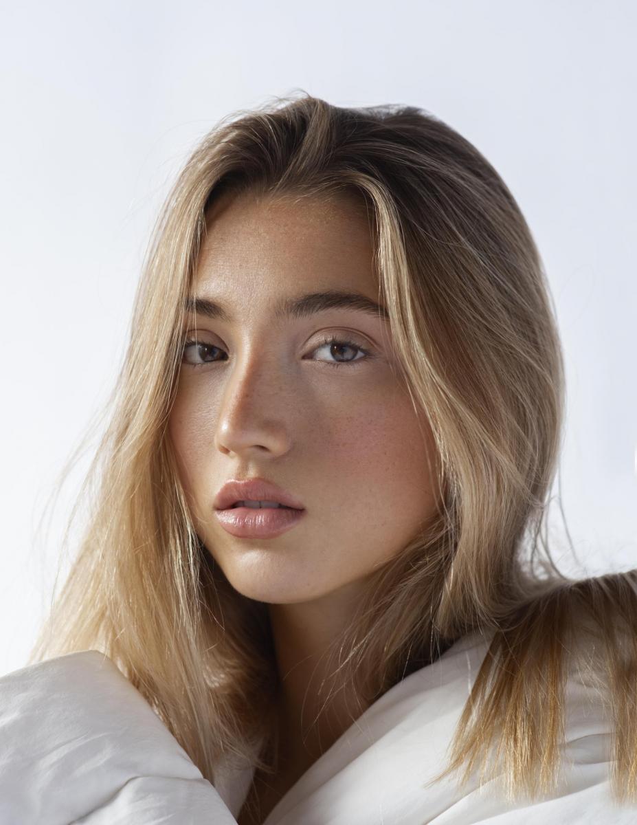 LAURE | Folio Management