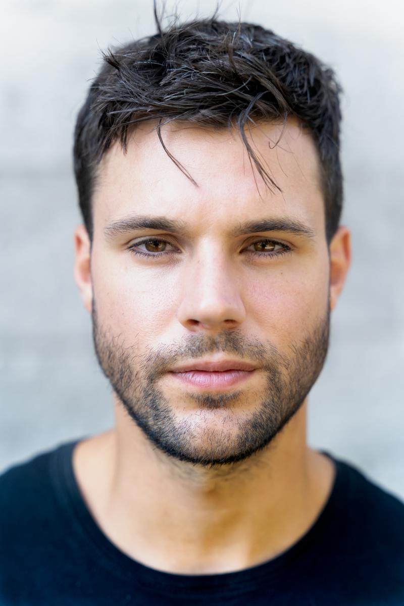 ARTHUR B | Folio Management