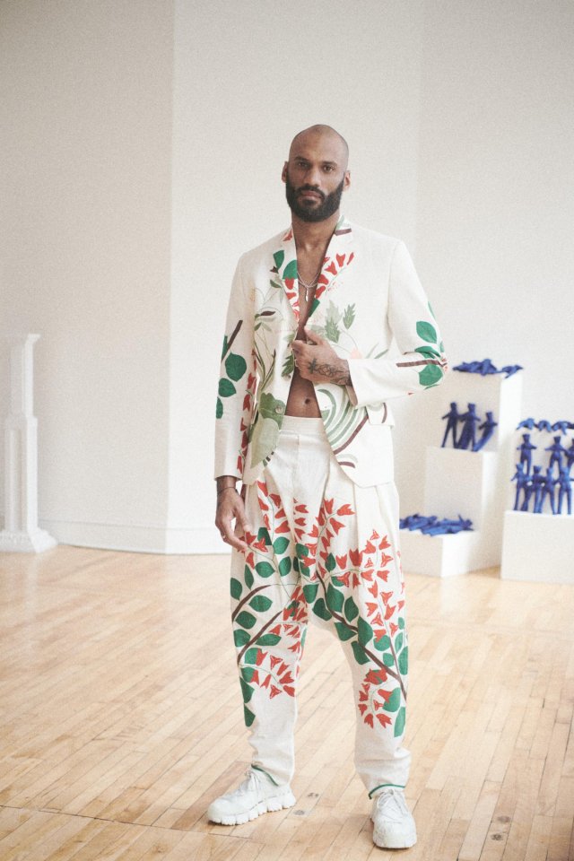 Society Models | Folio Management